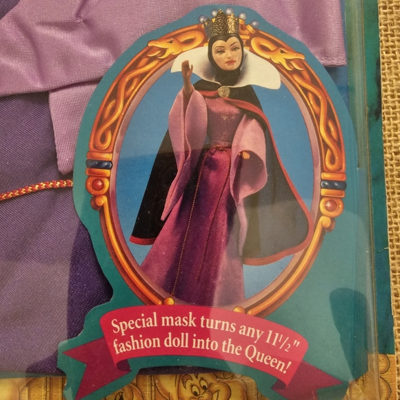 Disney | Other | Nrfb Walt Disneys Snow White And The Seven Dwarfs ...